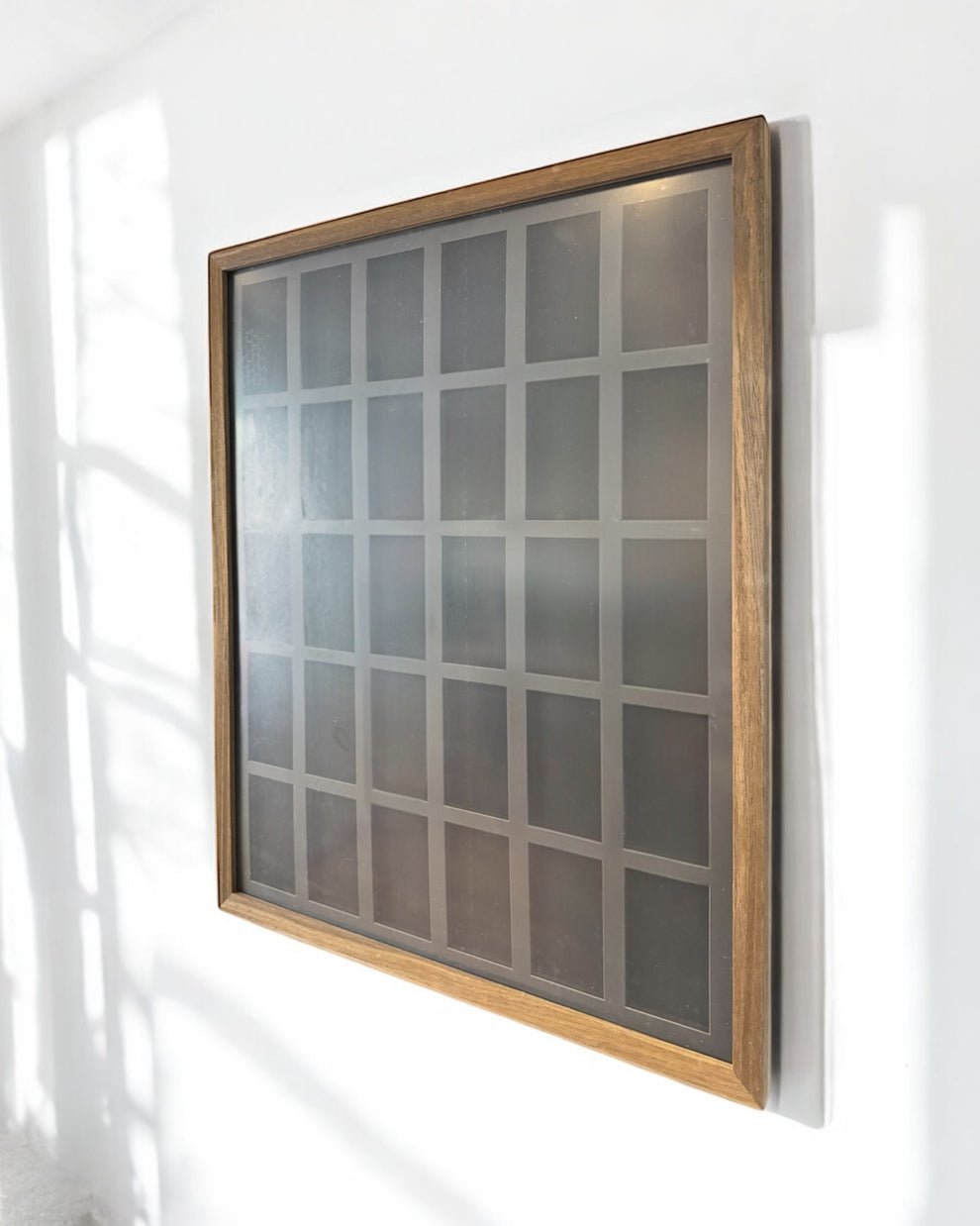 30 Grid PSA/CGC Wall Frame Walnut – CardMasterFraming